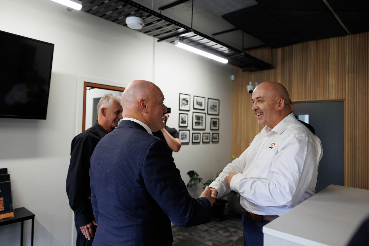 McKay hosts Prime Minister, Christopher Luxon at Whangārei head office ...